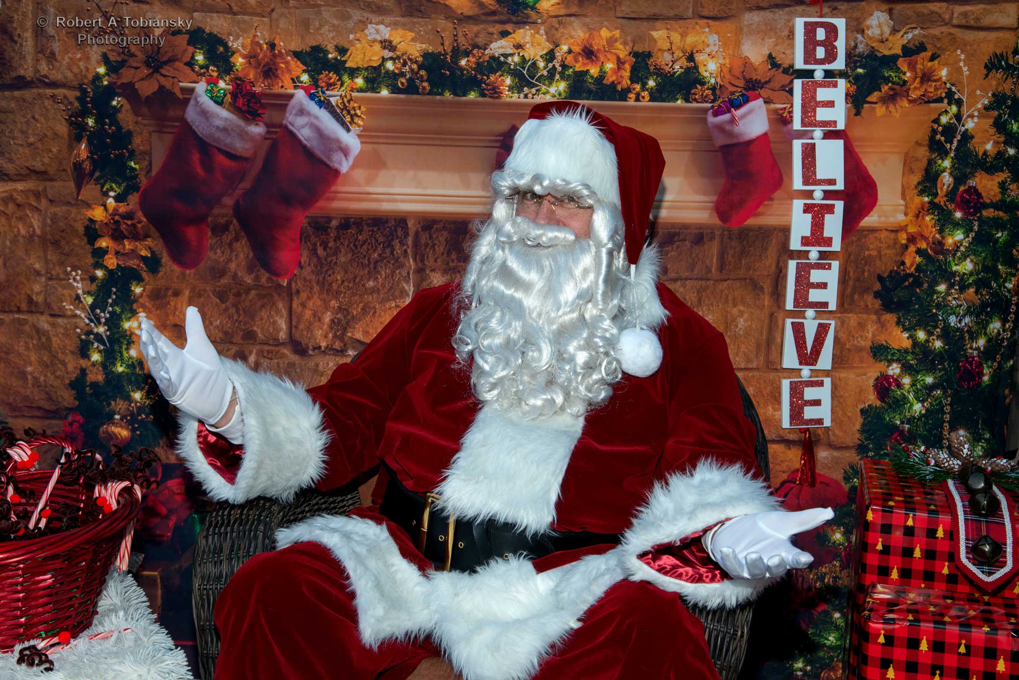 Becoming Santa -balettiedotcom-